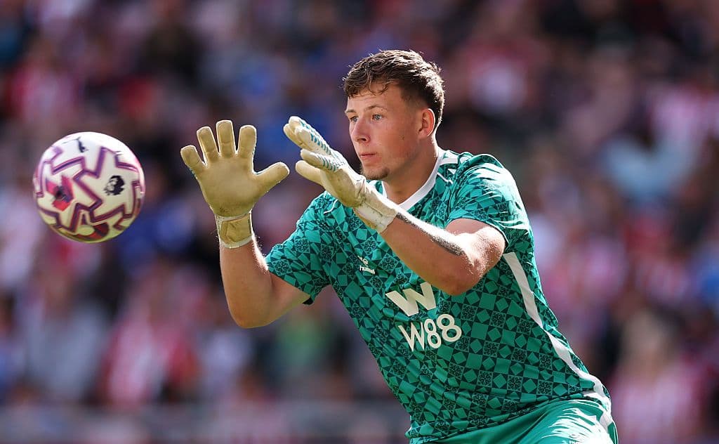 Exclusive: Stoke Eye Sunderland’s Anthony Patterson Amid Goalkeeping Crisis